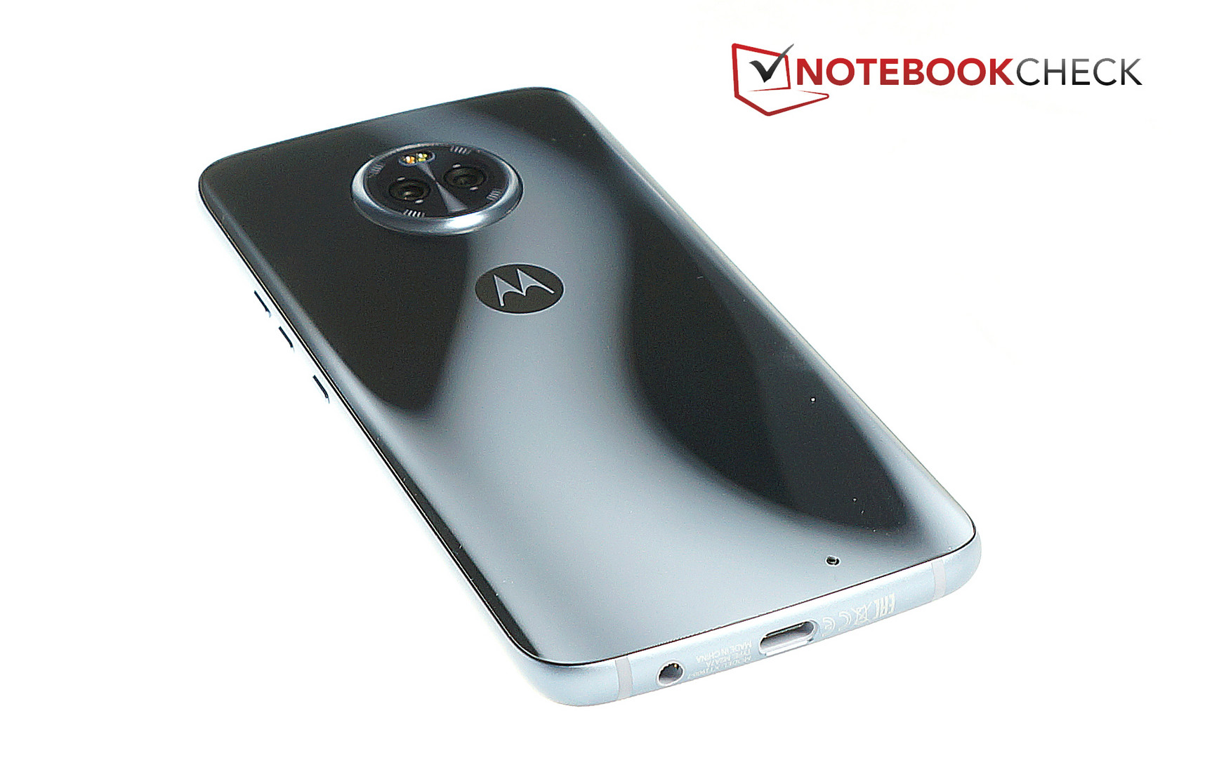 Motorola Moto X4 Smartphone Review - NotebookCheck.net Reviews