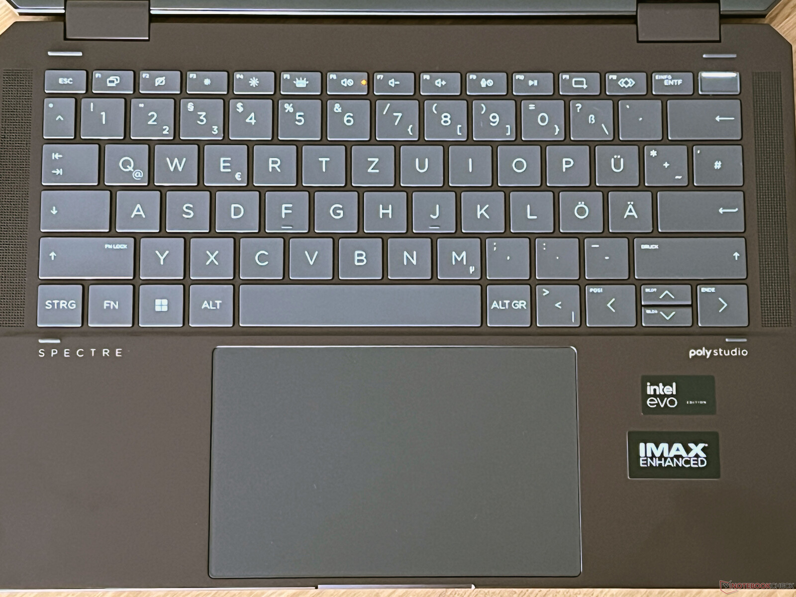 HP Spectre x360 14 review - High-end convertible now with a larger 120 ...